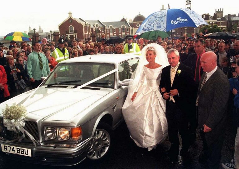 Who is the Wife of Scottish Footballer, Duncan Ferguson?