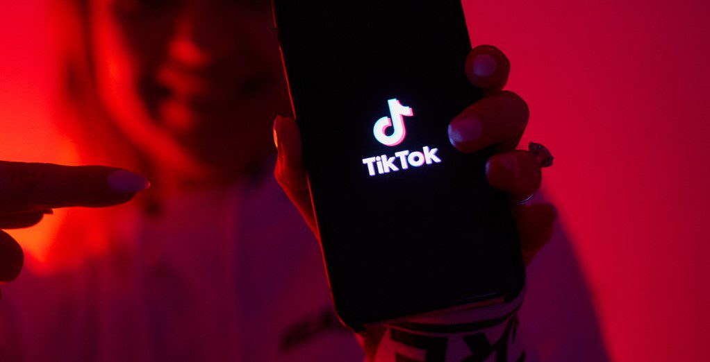 What Does ONB Mean On TikTok All About The Trend OtakuKart