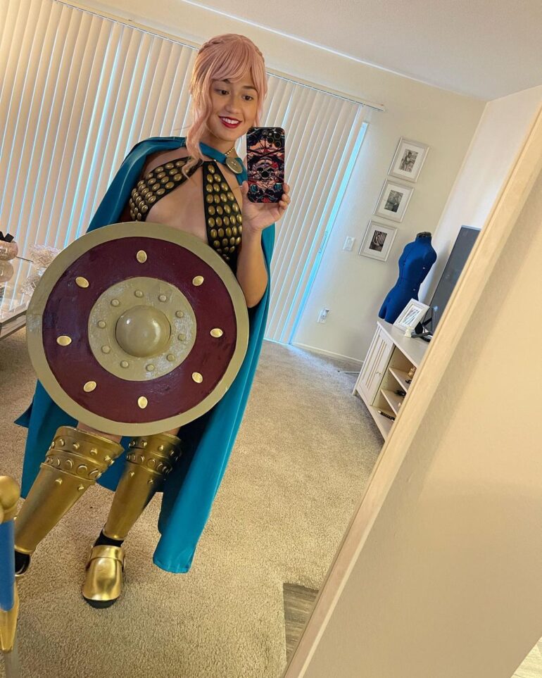 14 Best Rebecca Cosplays From One Piece