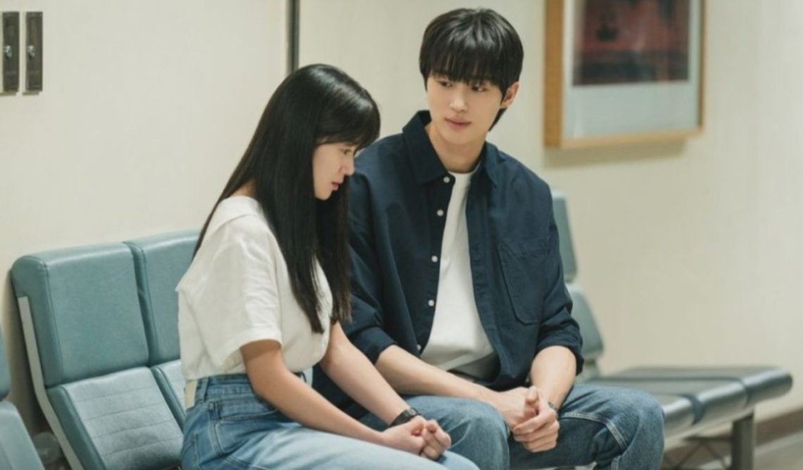 Lovely Runner Episode 8 Review: Im Sol & Sun Jae Try To Alter Fate ...