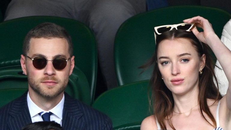 Bridgerton’s Phoebe Dynevor Is Reportedly Engaged to Cameron Fuller ...