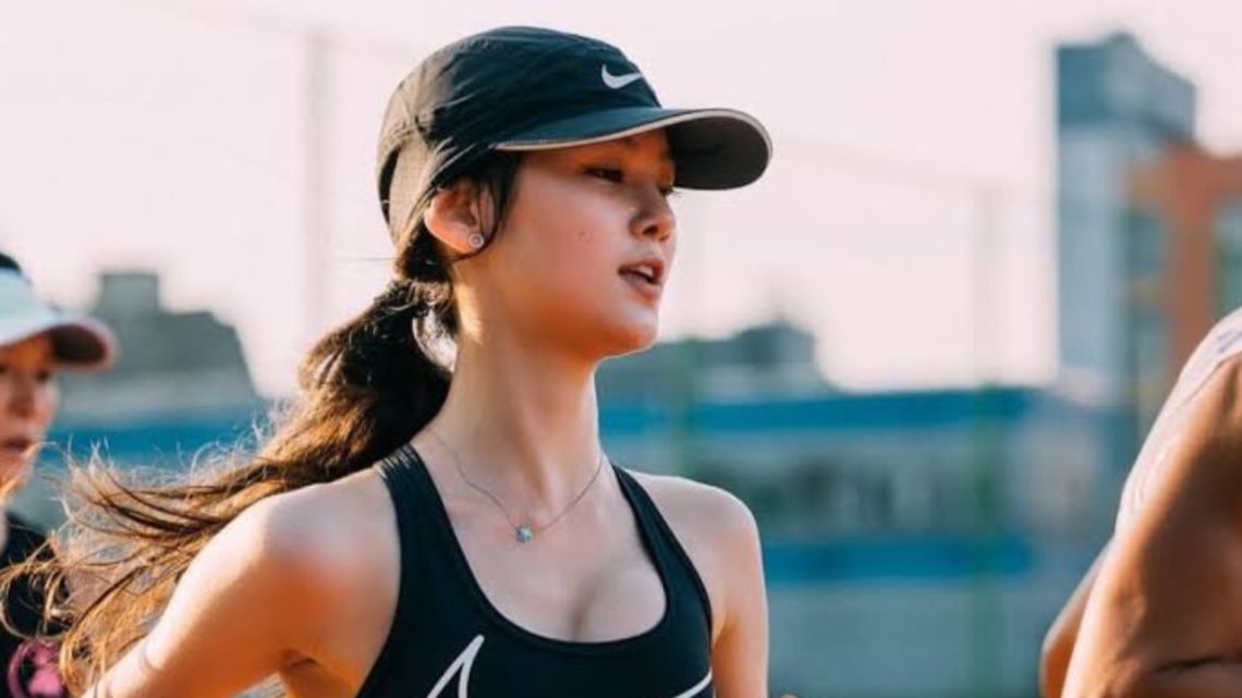 NewJeans’ Danielle Impresses Fans with First Marathon Finish — OtakuKart