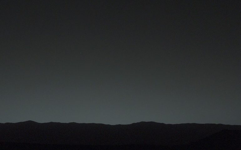 Fact Check: Viral ‘Mars Night Sky’ Image Is Fake – Here’s What Mars ...
