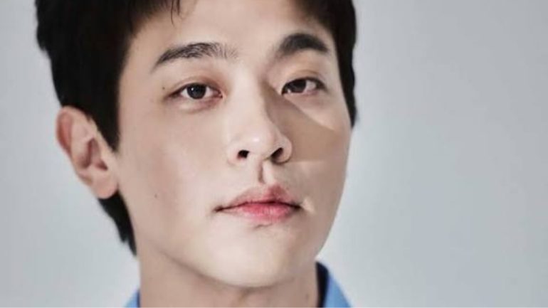 A Second Chance: Park Jeong Min Considers Starring in Time-Reversal ...