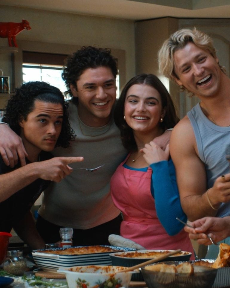 Off Campus Trailer Sets the Stage for Prime Video’s New College Drama ...